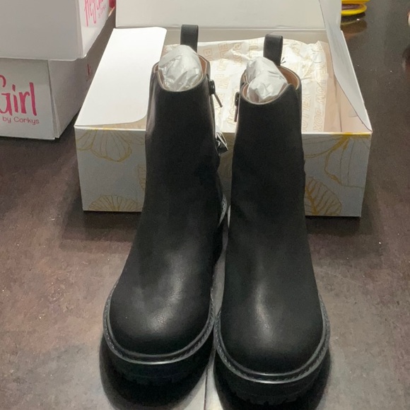 Yellow Box | Shoes | Brand New Pair Of Booties By Yellowbox | Poshmark